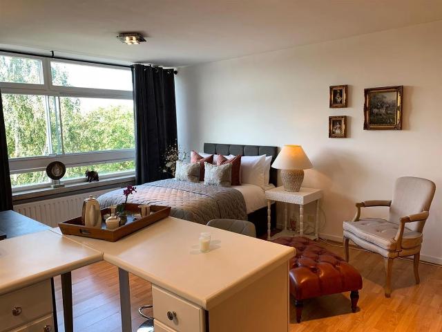 Lyndhurst Court, St Johns Wood NW8, Studio to rent, £1,950 pcm | PrimeLocation