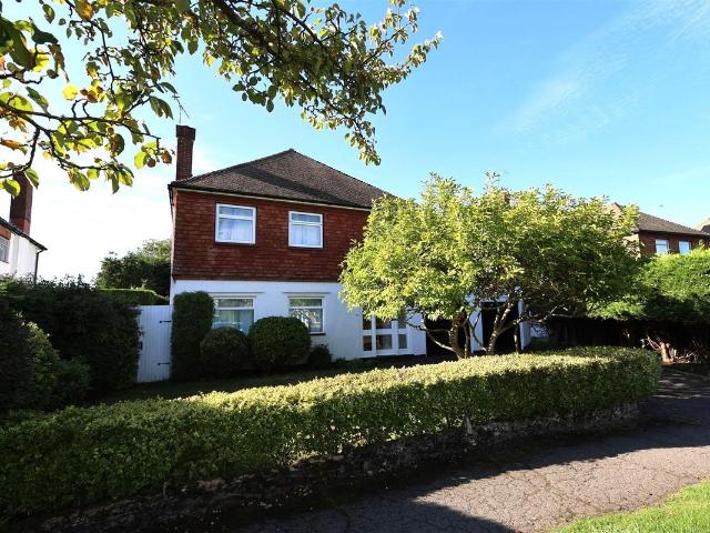 Lyndhurst Drive, Sevenoaks TN13, 4 bed detached house to rent, £3,500 pcm | PrimeLocation