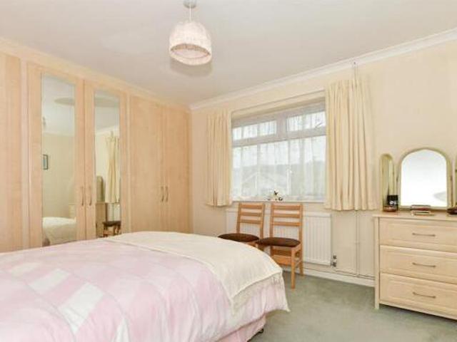 Lyndhurst Road, River, 2 Bedroom Detached