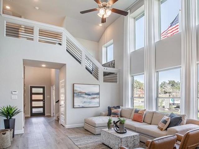 Lyndon Plan Meyer Ranch 45's Community