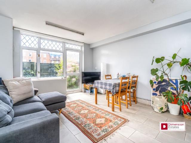 Lyneham Walk, E5, London