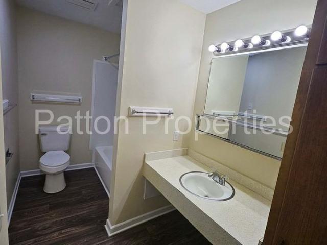 Lyngate Apts. 1 Bedroom Apartment for Rent at 1426 Platt Springs Rd, Cayce, SC 29169 West Columbia