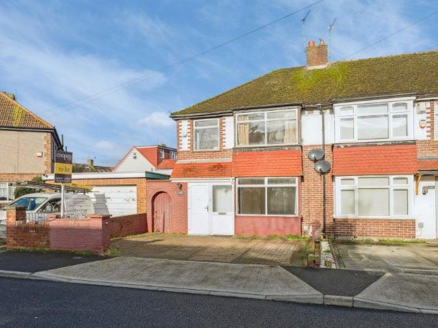 Lynhurst Crescent, Hillingdon, Middlesex UB10, 3 bed semi detached house to rent, £2,150 pcm | PrimeLocation