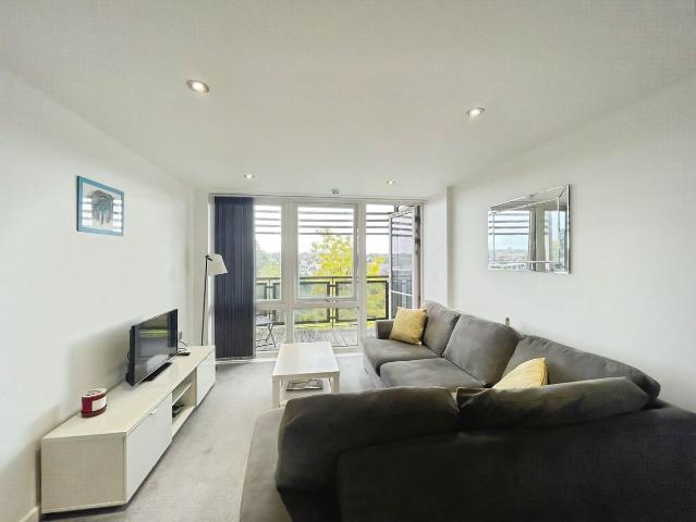 Lynmouth Avenue, Chelmsford CM2, Room to rent, £925 pcm | PrimeLocation