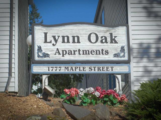 Lynn Oaks Apartments 2 Bedroom Apartment for Rent at 1777 Maple St, West Linn, OR 97068 Sunset