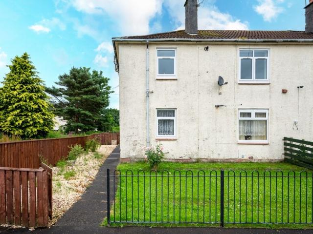 Lynn Avenue, Dalry, North Ayrshire KA24, 2 bed flat to rent, £595 pcm | PrimeLocation