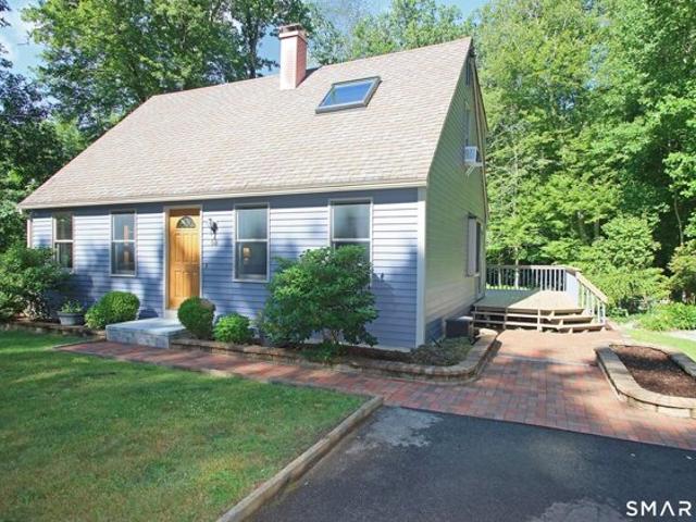 Lynn Rd, Essex, Home For Sale