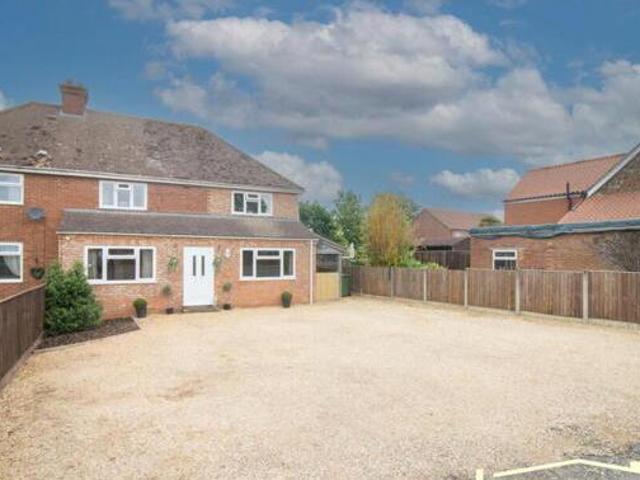 Lynn Road, Grimston, 4 Bedroom Semi detached
