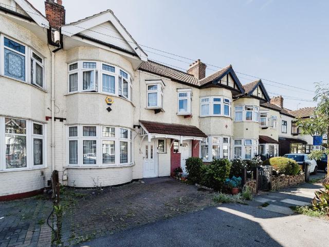 Lynn Road IG2, 3 bed terraced house to rent, £2,500 pcm | PrimeLocation