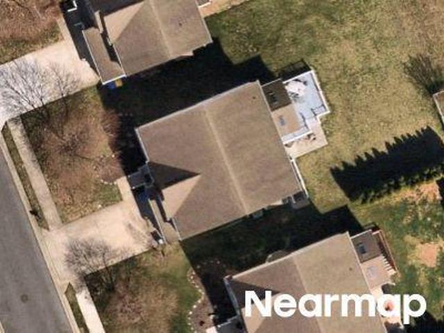 Lynnbroom Ln