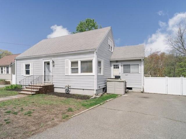 Lynnfield St, Peabody, Home For Sale