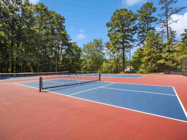 Lynnwood Park 2 Bedroom Apartment for Rent at 6200 N Hills Dr, Raleigh, NC 27609