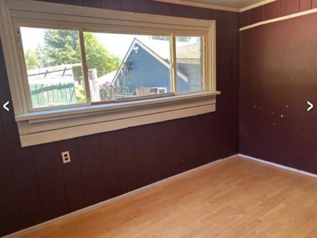 Lynnwood Room includes utilities is Available NOW