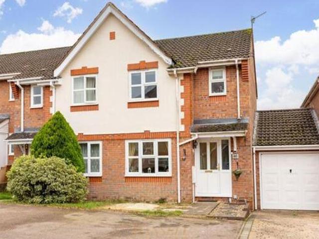 Lyon Close, Maidenbower, 2 Bedroom End