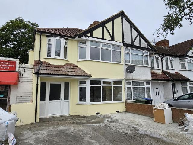 Lyon Park Avenue, Wembley HA0, 3 bed end terrace house to rent, £2,400 pcm | PrimeLocation
