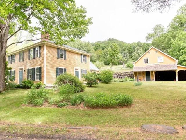 Lyon Rd, Royalton, Home For Sale