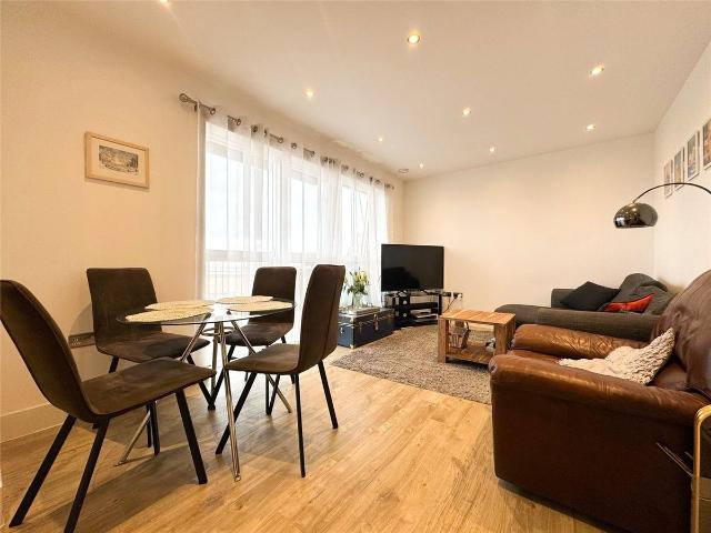 Lyon Road, Harrow, Middx HA1, 1 bed flat to rent, £1,750 pcm | PrimeLocation
