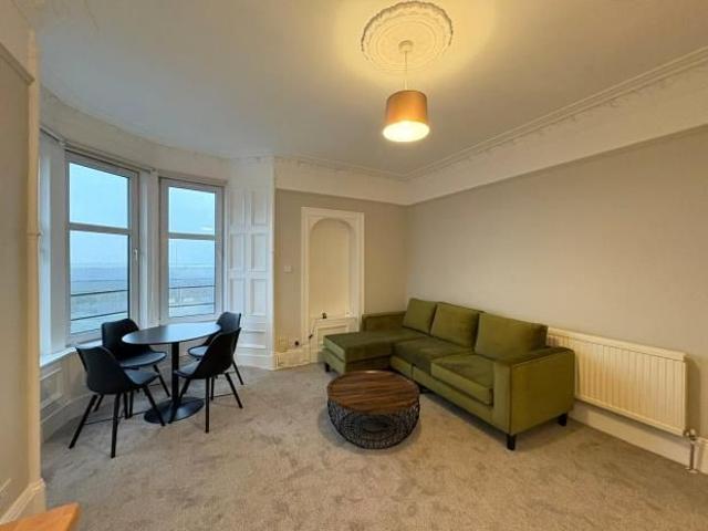 Lyon Street, East End, Dundee DD4, 3 bed flat to rent, £1,100 pcm | PrimeLocation