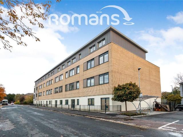 Lyon Way, Frimley, Camberley GU16, 1 bed flat to rent, £1,275 pcm | PrimeLocation