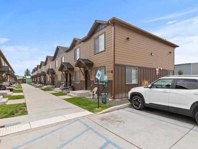 Lyons Townhomes 2 Bedroom Apartment for Rent at 1210 E Lyons Ave, Spokane, WA 99208 Nevada Lidgerwood