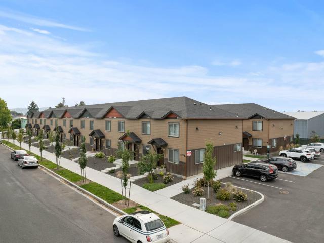 Lyons Townhomes