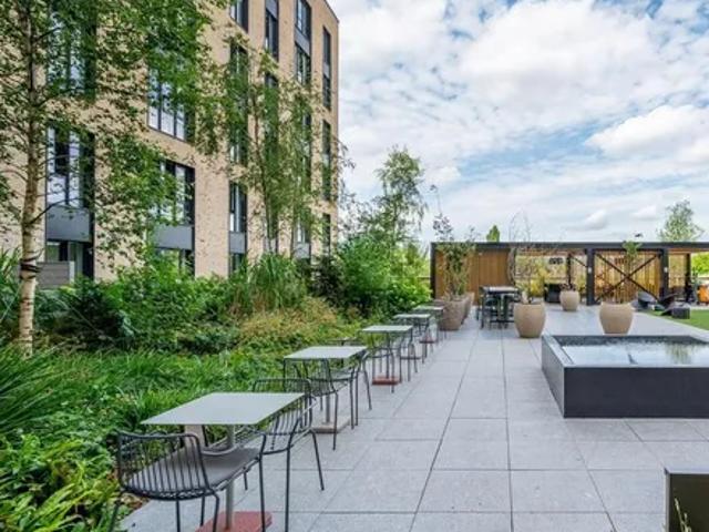 Lyons Dock House, Grand Union Canal Paddington Arm towpath, London, UB6 0HQ, United Kingdom | 2 bed house for rent #167461258 | Rentberry