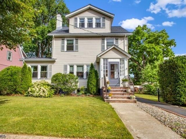 Lyons Pl, Springfield, Home For Sale