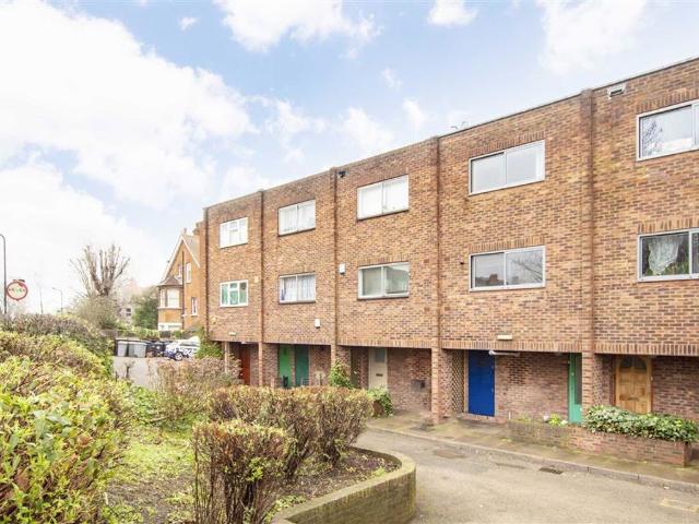 Lydford Road, Willesden Green NW2, Studio to rent, £1,300 pcm | PrimeLocation
