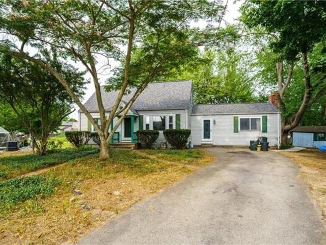 Lydick Ave, Warwick, Home For Sale