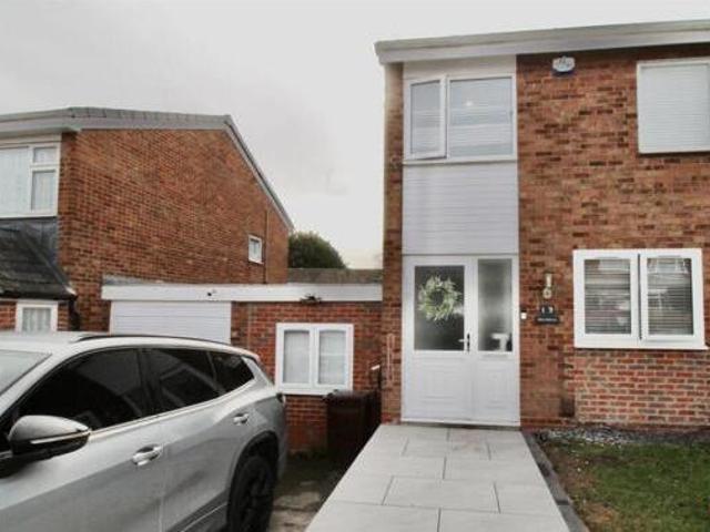 Lyecroft Avenue, Chelmsley Wood, 3 Bedroom Semi detached