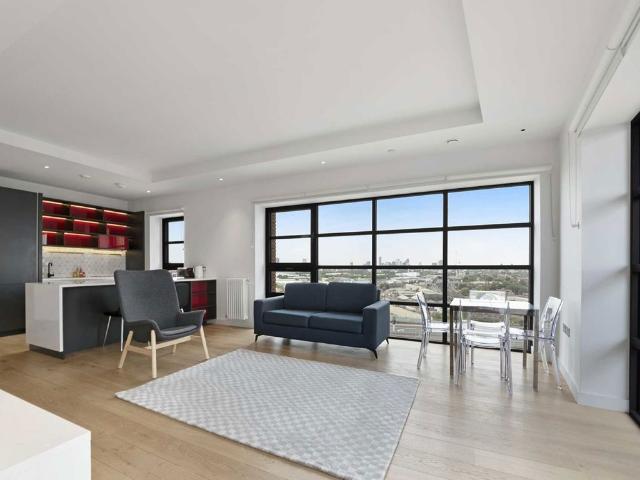 Lyell Street, London City Island E14, 2 bed flat to rent, £3,000 pcm | PrimeLocation