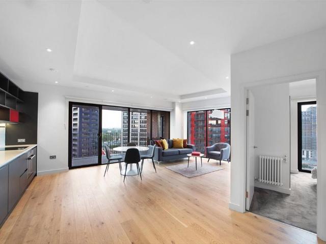 Lyell Street, London E14 1 bed flat to rent £2,250 pcm £519 pw