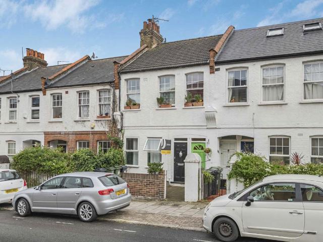 Lyham Road, Brixton SW2, 2 bed maisonette to rent, £2,750 pcm | PrimeLocation
