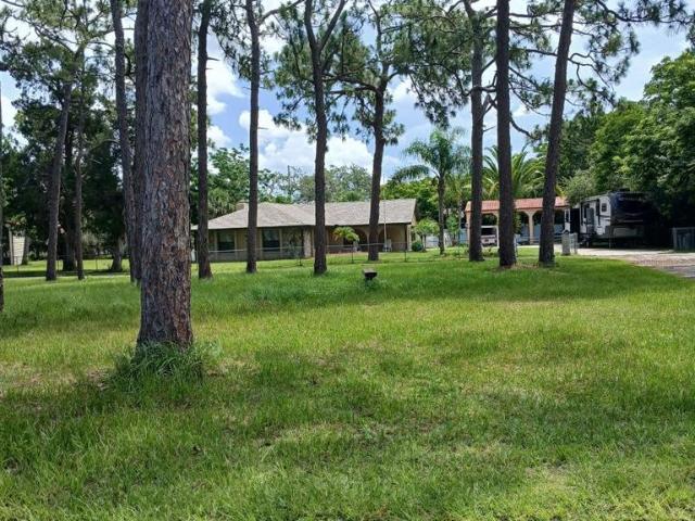 Lyle Cir, Hudson, FL 34667 | MLS #W7877