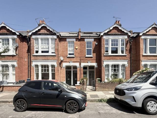 Lyric Road, Barnes SW13, 2 bed maisonette to rent, £2,600 pcm | PrimeLocation