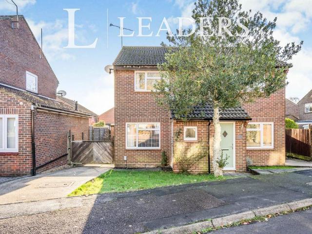 Lysander Way, Waterlooville. 2 bed semi detached house to rent £1,295 pcm £299 pw