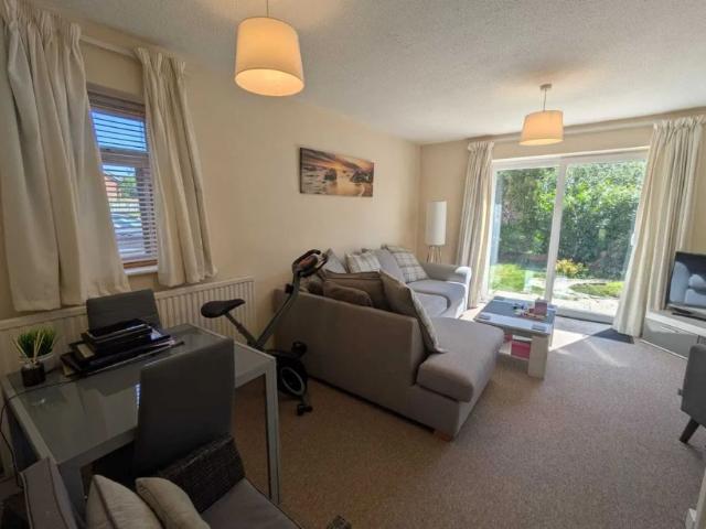 Lysley Close