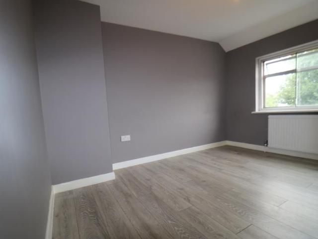Lytton Avenue, Enfield EN3, Room to rent, £750 pcm | PrimeLocation