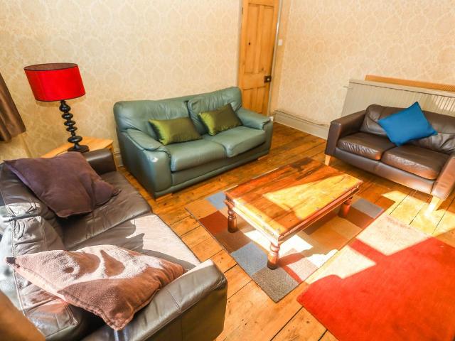 Lytton Road, Bournemouth BH1, 4 bed property to rent, £2,000 pcm | PrimeLocation