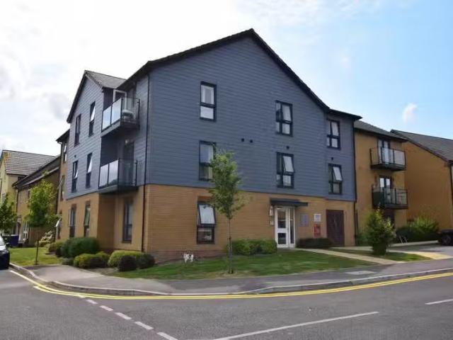 Lywood Drive, Sittingbourne 1 bed apartment to rent £1,000 p.