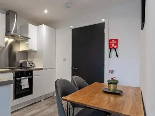 M16 0GS, England, United Kingdom | 2 bed apartment for rent #96587449 | Rentberry