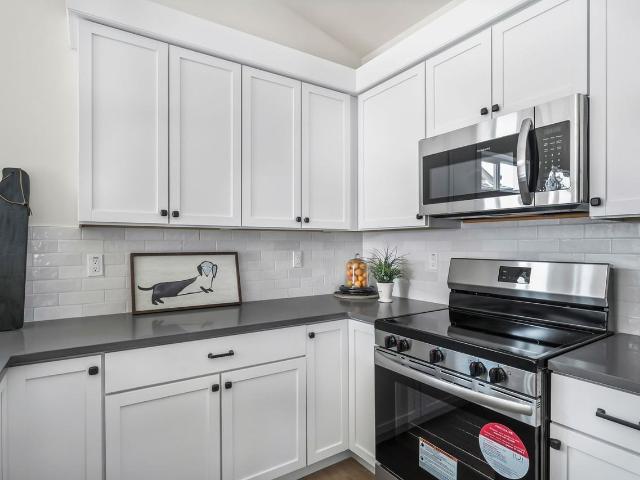 m2058 2 Bedroom Apartment for Rent at 2058 Nw Monterey Pines Dr, Bend, OR 97703 Summit West