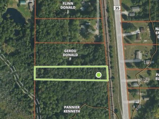 M35 Hwy, Gladstone, MI 49837