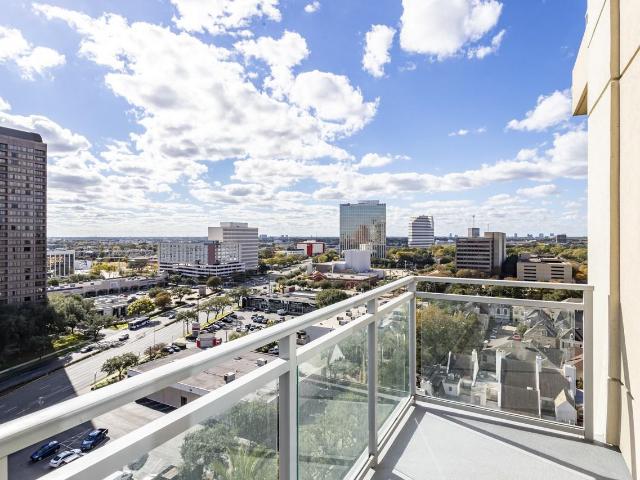 M5250 1 Bedroom Apartment for Rent at 5250 Brownway St, Houston, TX 77056 Great Uptown