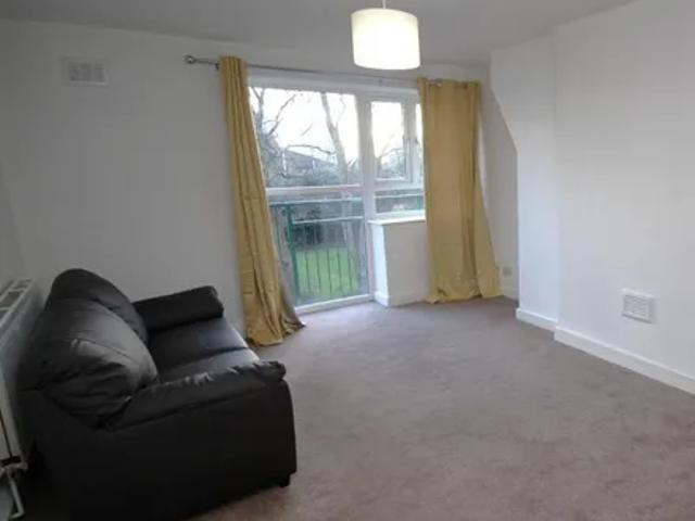 M602, Eccles, M5 5QZ, United Kingdom | 3 bed apartment for rent #140398377 | Rentberry