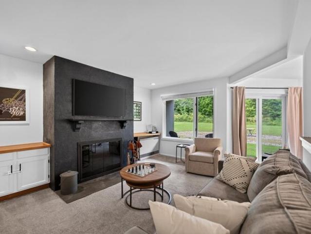 M Carinthia Rd, Dover, Condo For Sale