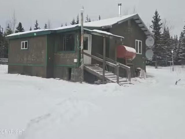 m ILE 15.1 EDGERTON HIGHWAY, COPPER CENTER, AK 99573 Single Fa.