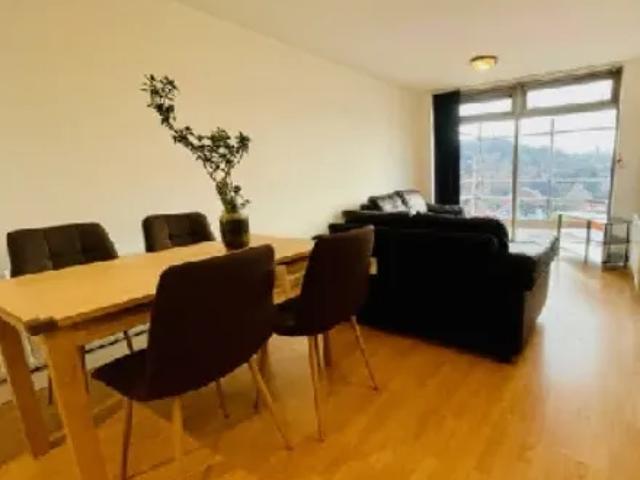 M J Golz, College Road, London, HA1 1PD, United Kingdom | 2 bed apartment for rent #166846051 | Rentberry
