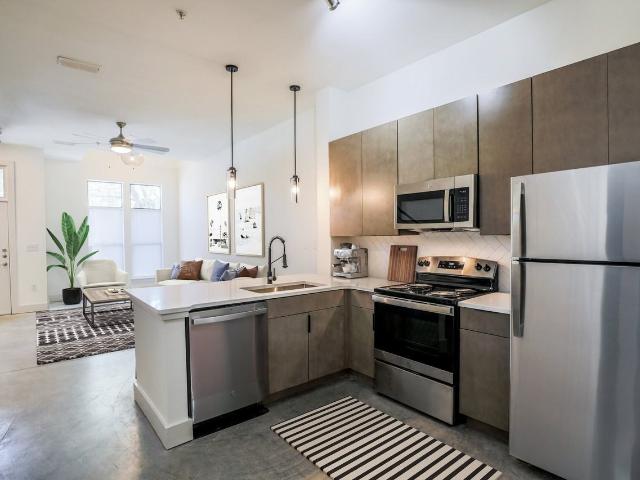 M Street 2 Bedroom Apartment for Rent at 950 Marietta St Nw, Atlanta, GA 30318 Marietta Street Artery