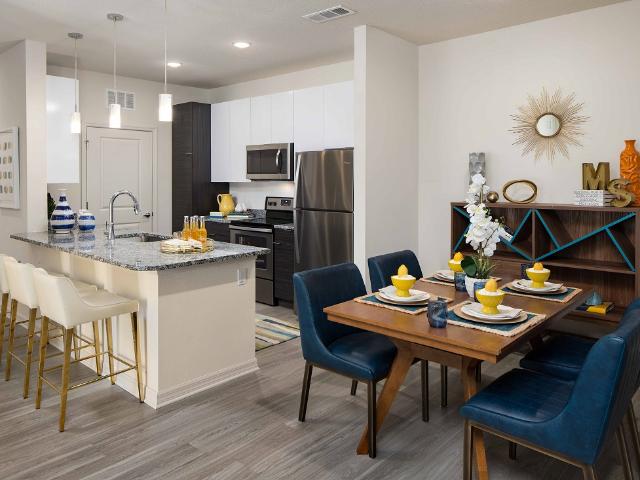 M South 1 Bedroom Apartment for Rent at 5110 S Manhattan Ave, Tampa, FL 33611 Sun Bay South
